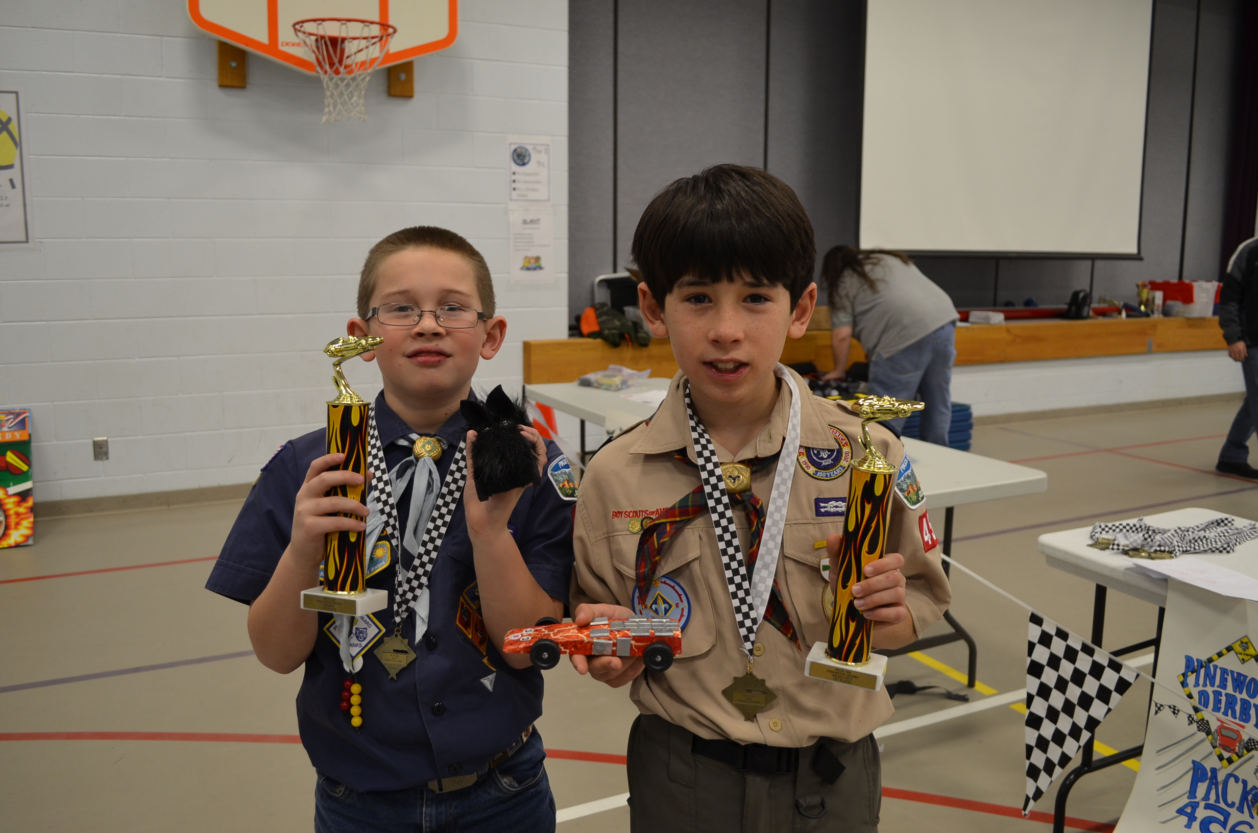 Pinewood Derby 2014 The Electric Wedge And Howie Car Ground Control